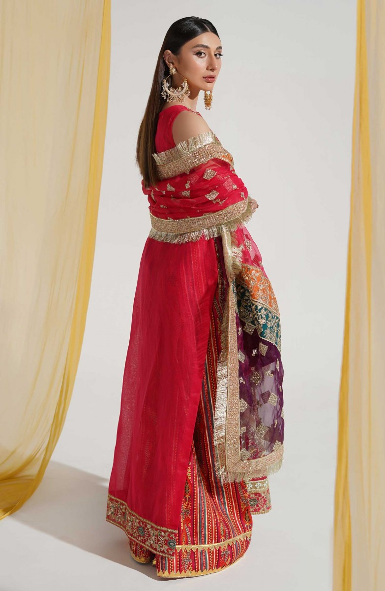 Sang E Paras Freesia By Maryum N Maria Unstitched 3 Piece Wedding ...