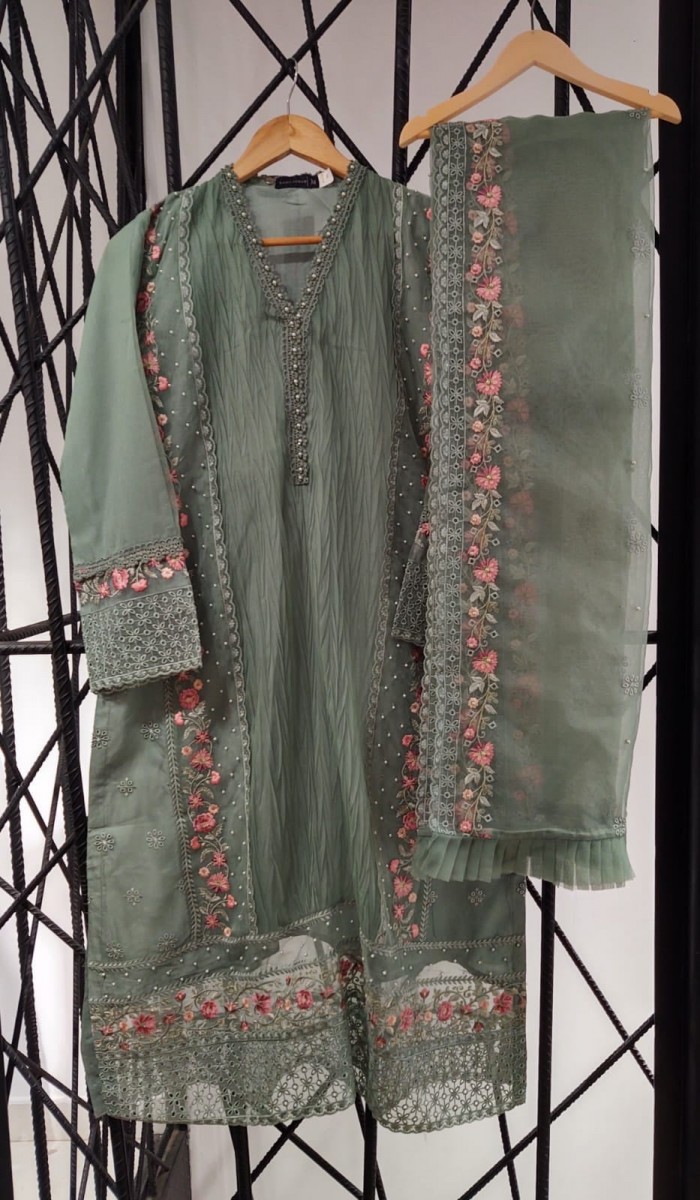 Sada Bahar Stitched 2 Piece Festive Formal Collection2023 Ev 04 Mint ...